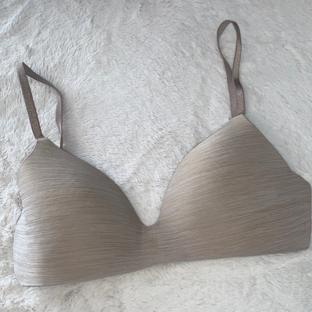 32c Victoria’s Secret No Wire Wireless Bra - Gem